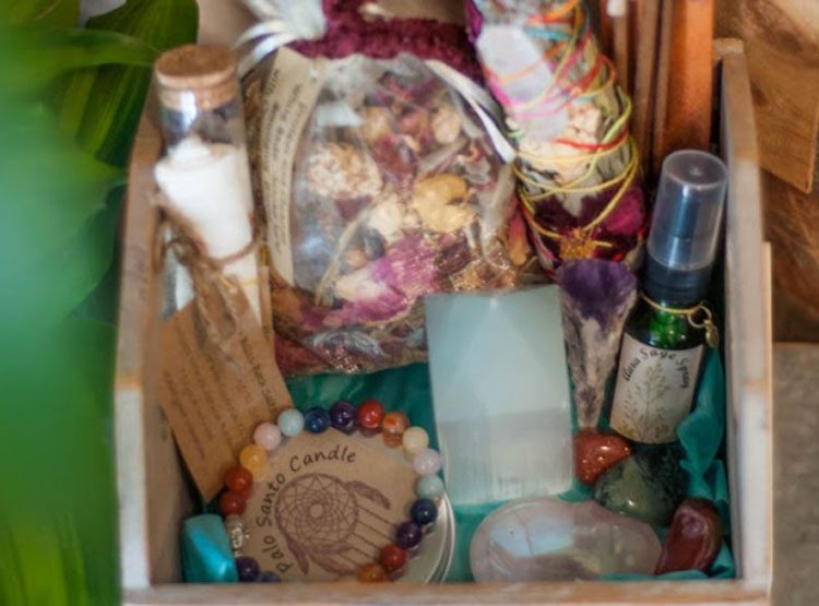 Best Holiday Gift Sets For Manifestations | Village Rock Shop